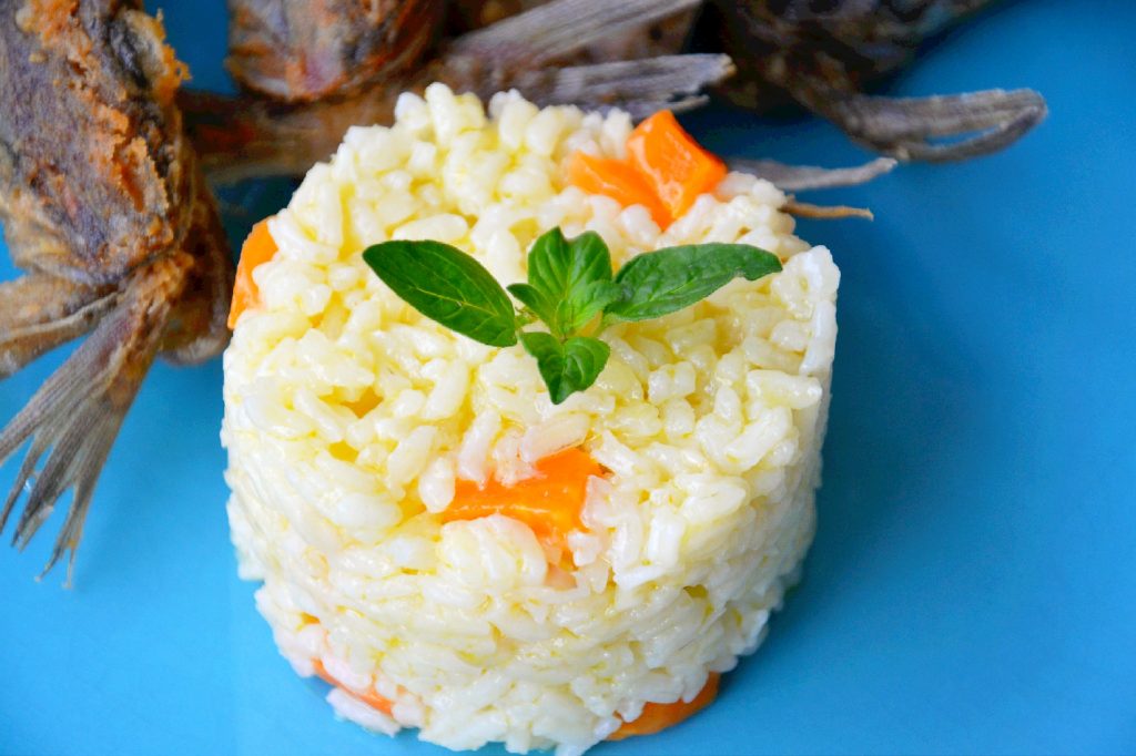 Receita Pescadinhas de Rabo na Boca Com Arroz de Cenoura - Ingredientes